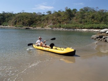Huatulco's Tangolunda Bay - An ideal cruiser's anchorage