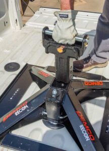 Demco 21K Recon Fifth Wheel Hitch Review and Installation