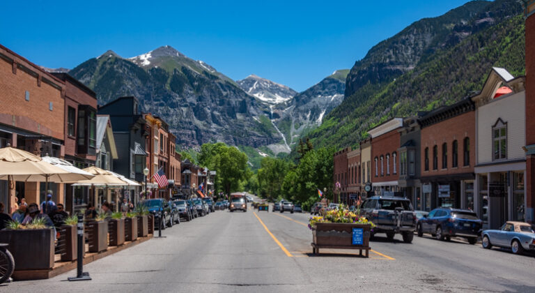Telluride Gondola Ride in Colorado – FREE and Dog Friendly!